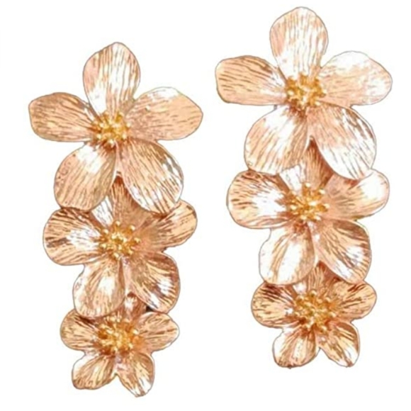 Boutique | Jewelry | Big Gold Triple Flowers Earrings 3d Trio Large ...